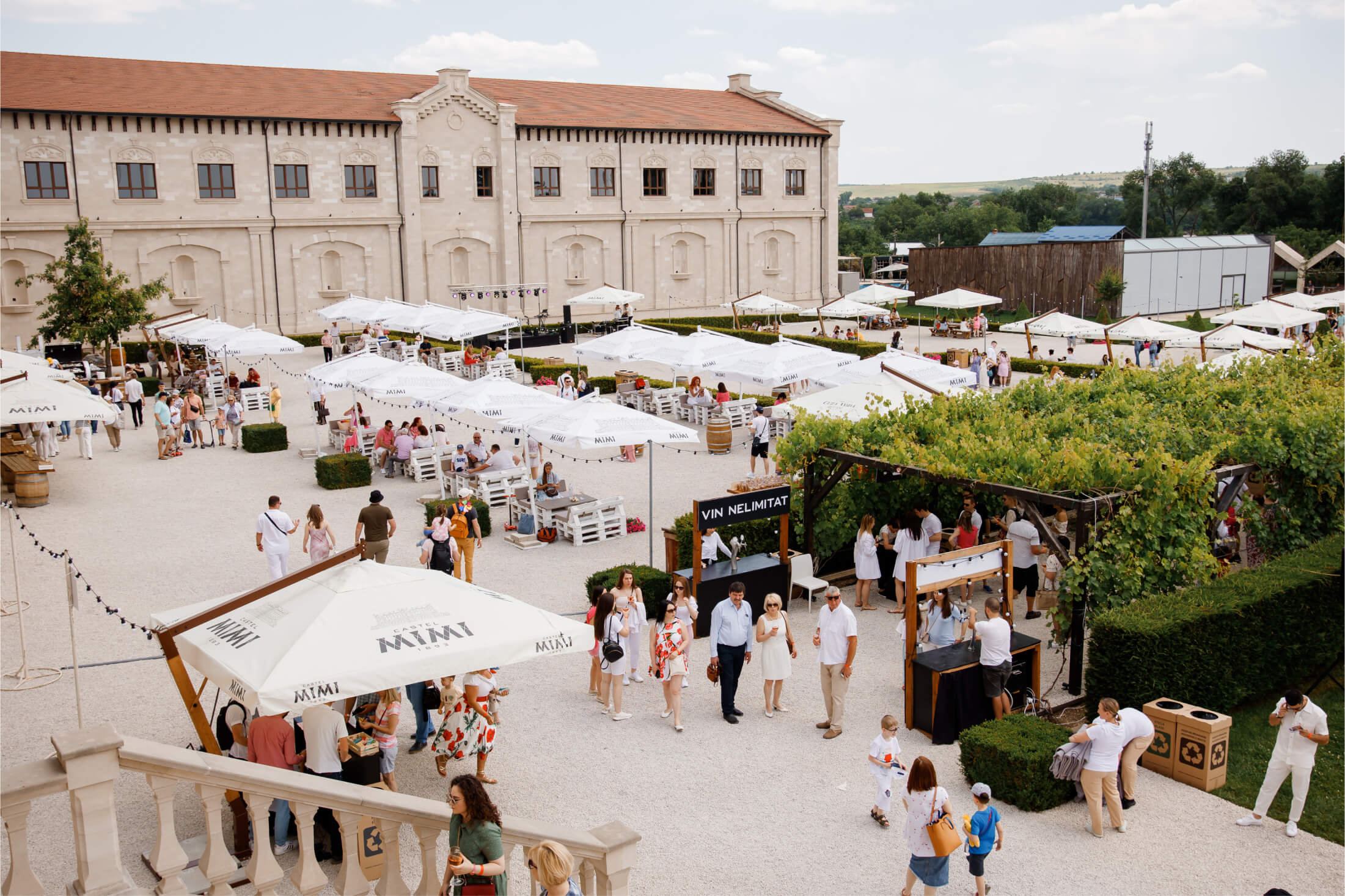 ROSE DAY AT MIMI CASTLE - Enjoy Moldova by Solei Tourism